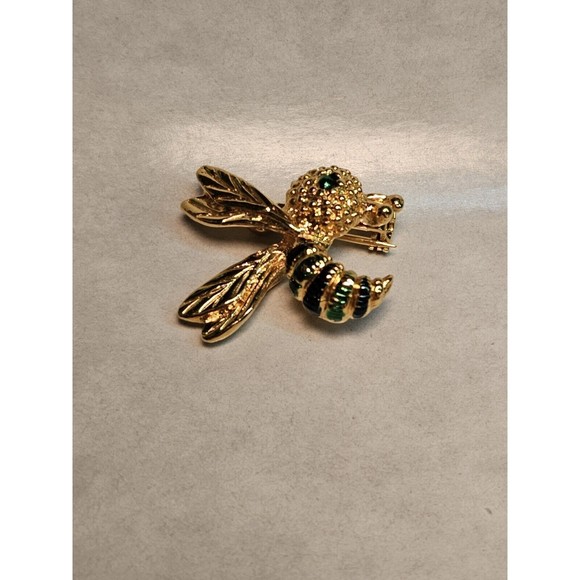 Gerry'S | Jewelry | Vintage Gerrys Gold Tone Wasp Insect Brooch Lapel ...